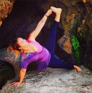 23 Celebrities Who Swear By Yoga