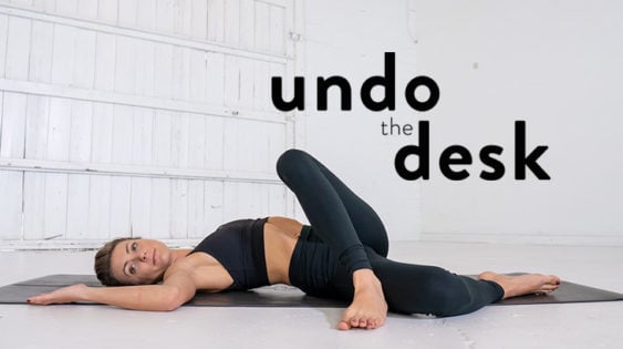 5 Upper Back Stretches to Alleviate Pain From Desk Work | YouAligned